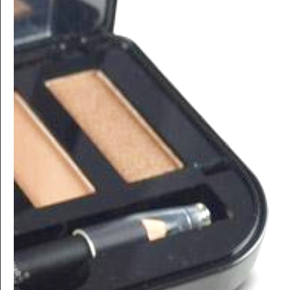 ME Makeover Essentials | Makeup | Makeoveressentials Classic Sunlit ...